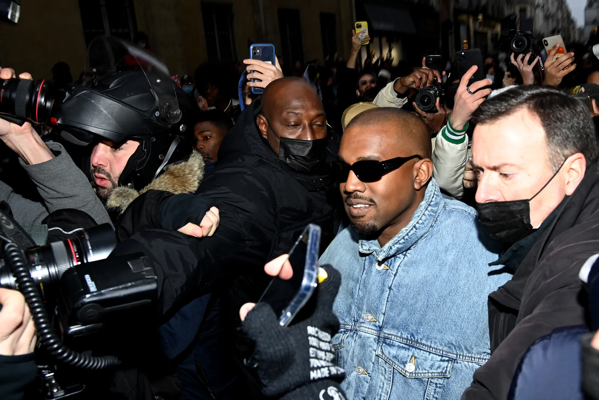 Kanye Says Sorry To Kim Kardashian For The Wrong Reason
